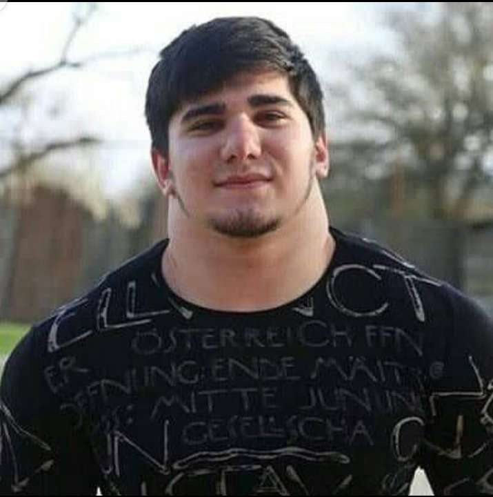 Meet Tamaev Asxab - The Russian Boy Who Drags 3 Cars with His Large ...